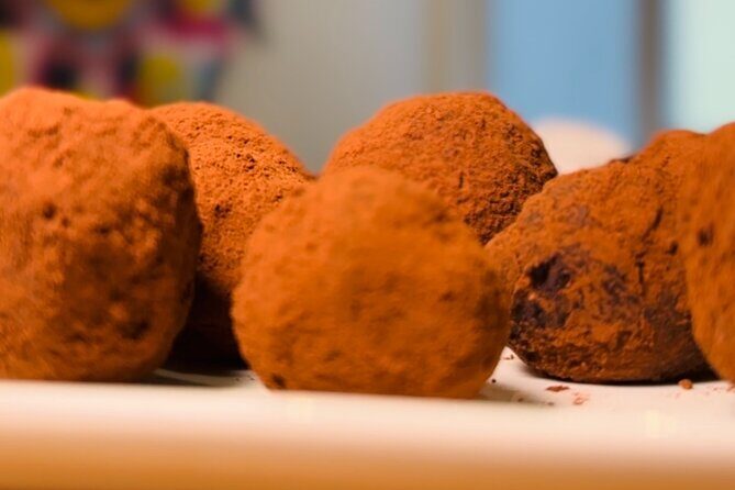 1.5h Hands on Chocolate Workshop: Truffles & Tasting - A Sweet Introduction to Brussels’ Chocolate World
