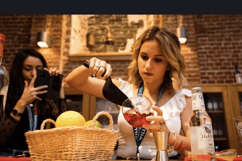 #1 Benidorm Club Crawl with Free Drinks & VIP Entry - Key Points