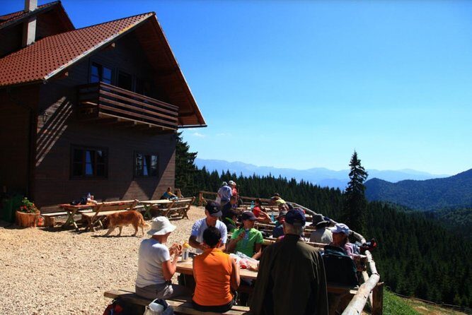 1 day CARPATHIAN PEAKS & CHALETS hike - Key Points