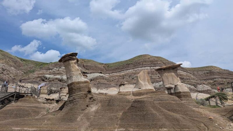 1 Day of Drumheller Dinosaurs and Badlands Guided Tour - FAQ
