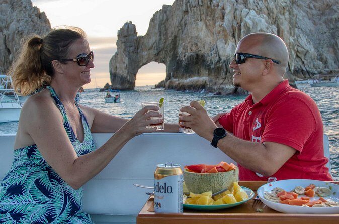 1 Hour Cabo Highlights on a 33ft Luxury Yacht - Whats Included and Whats Not