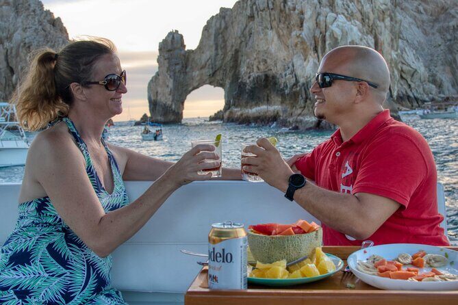 1 Hour Cabo Highlights on a 33ft Luxury Yacht - The Real Experience: Pros and Cons