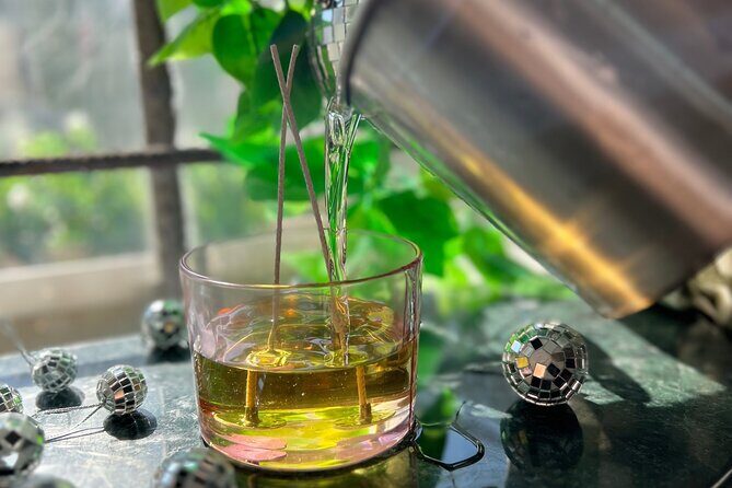 1 Hour Guided Candle Making - Introducing the 1 Hour Guided Candle Making Experience