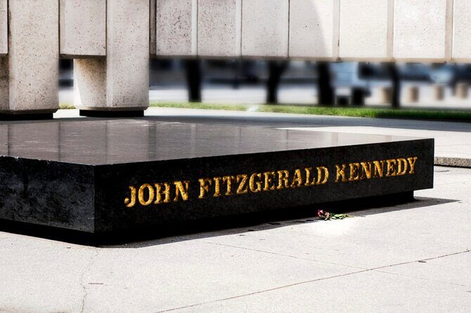 1-Hour JFK Assassination Walking Tour - What to Expect from the Tour Experience