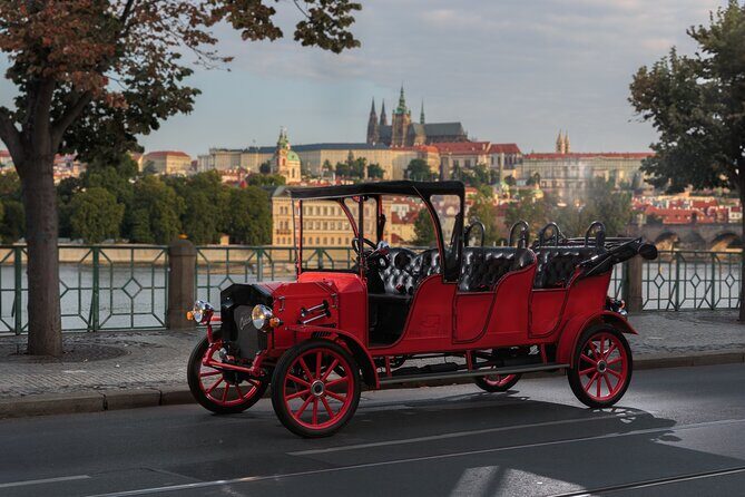 1 hour Old timer Convertible Prague Sightseeing Tour - The Itinerary: A Closer Look at Prague’s Highlights