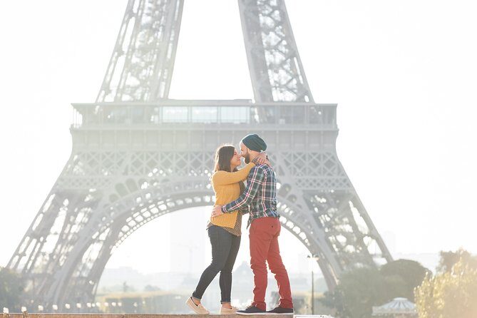 1-hour Photoshoot at the Eiffel Tower Trocadero Paris - What to Expect from the Photoshoot