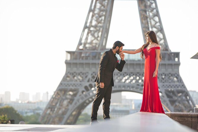 1-hour Photoshoot at the Eiffel Tower Trocadero Paris - Who Should Consider This Experience?