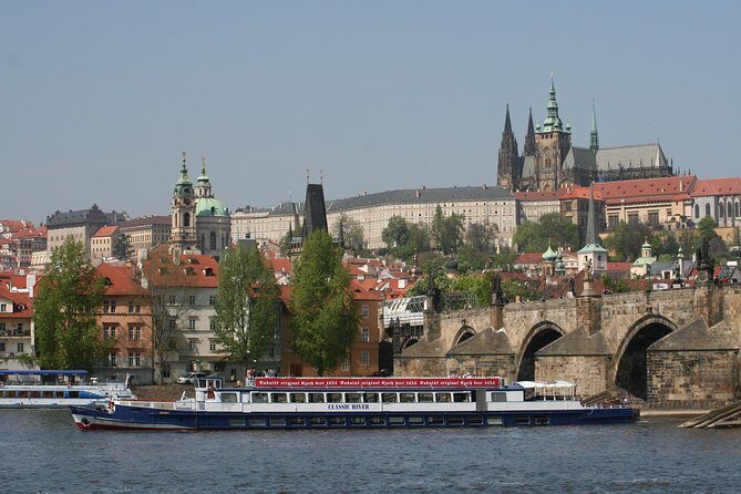 1 hour Prague Panoramic Vltava River sightseeing Cruise - FAQ