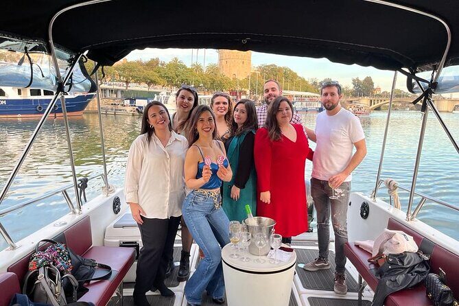 1 Hour Private Boat Rental on the Guadalquivir - The Experience Itinerary