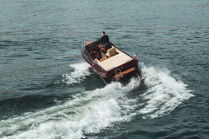 1 hour Private Boat Tour - The Experience You Can Expect