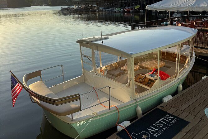 1 Hour Private Electric Duffy Cruise on Lake Austin - Key Points