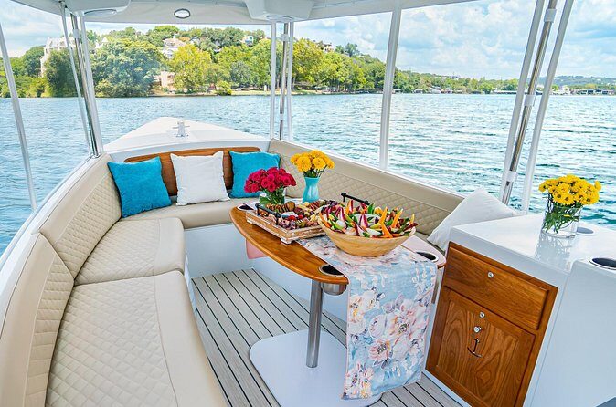1 Hour Private Electric Duffy Cruise on Lake Austin - FAQ