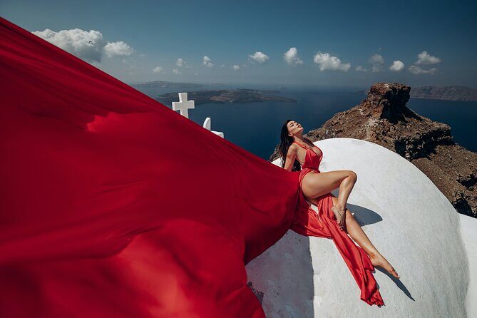 1-Hour Private Santorini Flying Dress Photoshoot - Navigating the Experience: What to Expect from Start to Finish