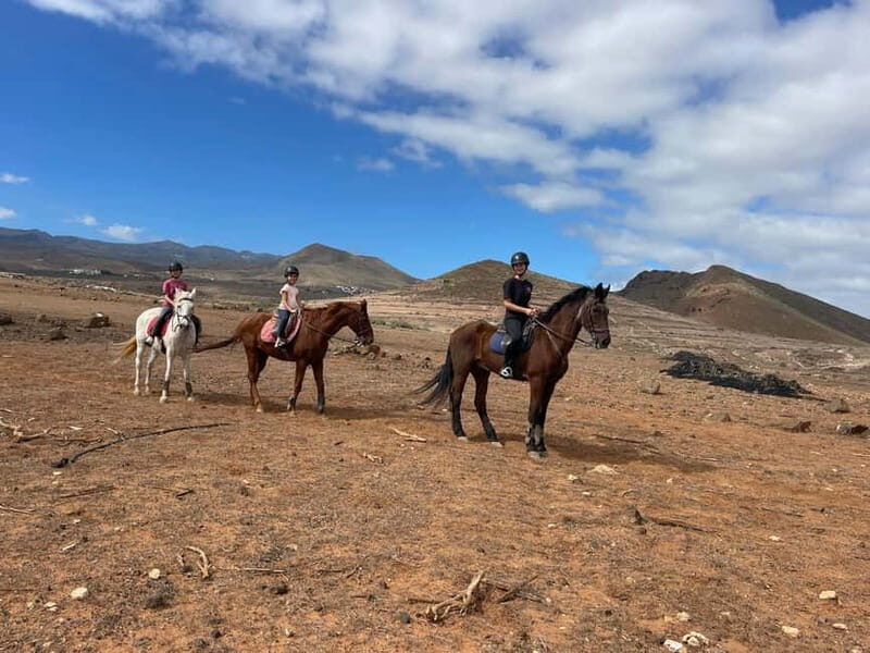 1 hour relaxing horse riding tour in Gran Canaria - What to Bring and Wear