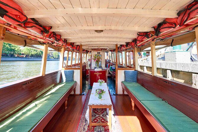 1 Hour Sight seeing Melbourne River Cruise on historic vessel - Key Points