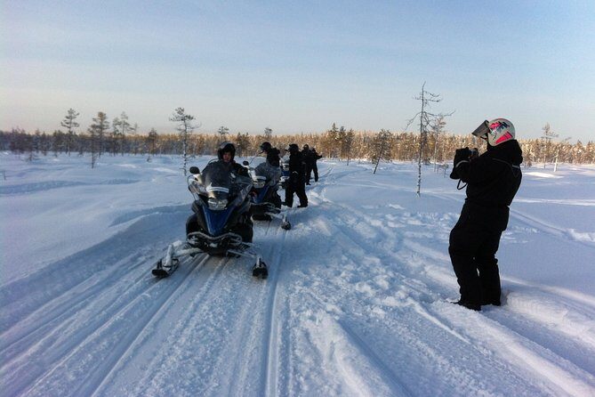 1-Hour Snowmobile Safari Experience - Practical Tips & Considerations