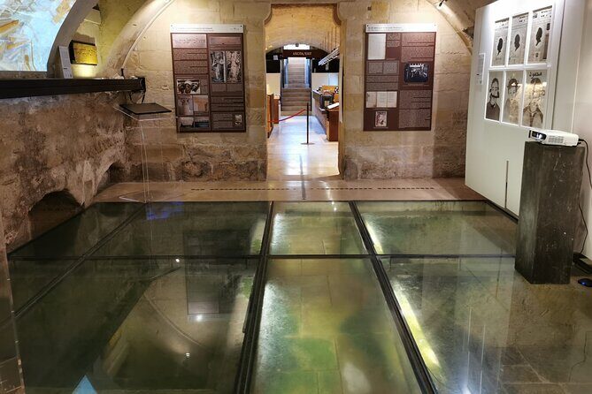 1 Hour Walking Tour The Ancient Jewish Quarter in Lecce - Key Points