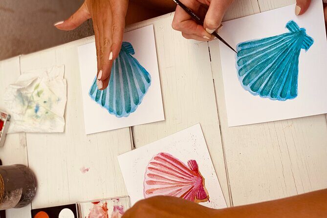 1 Hour Watercolor Workshop in Parikia Paros! - Group Size and Practicalities