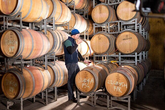 1 Hour Wine tasting at Ross Hill Wines in Orange NSW - A Scenic and Sustainable Wine Tasting Experience