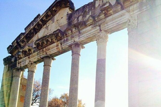 1001 Windows of Berat & Golden Sunset in Apollonia - FAQ