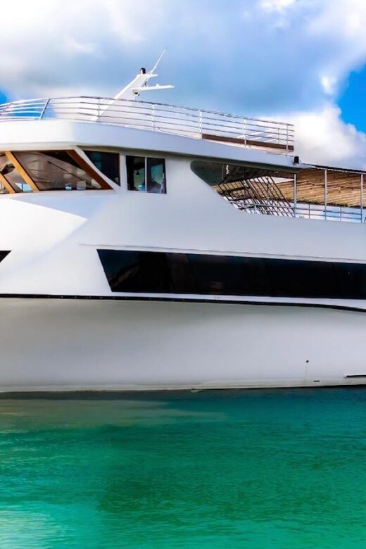 100ft 200 passenger 3 story mega yacht w open bar at Bayside - Final Thoughts