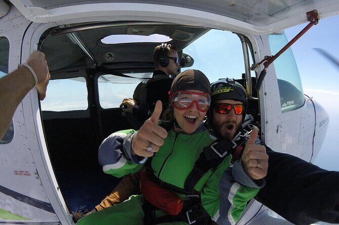 15,000ft Tandem Skydive in Bay of Plenty - Frequently Asked Questions (FAQs)