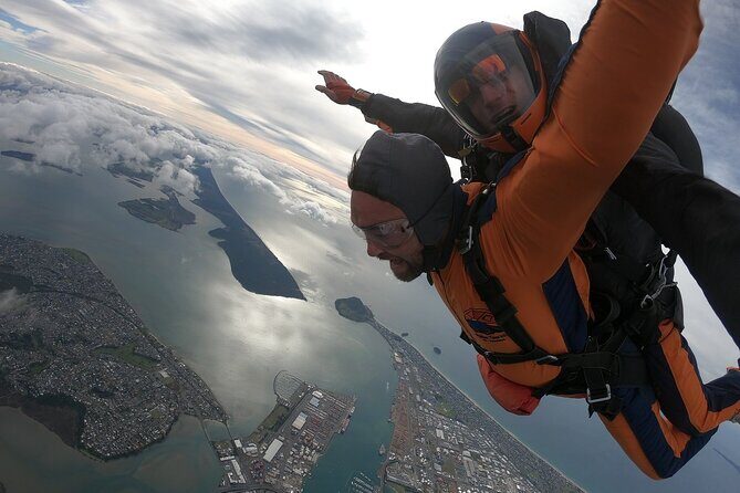 15,000ft Tandem Skydive in Tauranga - Bay of Plenty - The Value and Practicalities