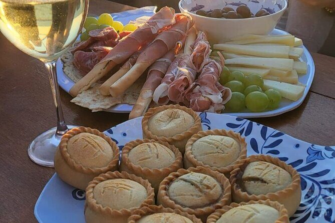 15m sailing boat trip at sunset of Alghero with Aperitif - The Sum Up: Who Is This Tour Perfect For?