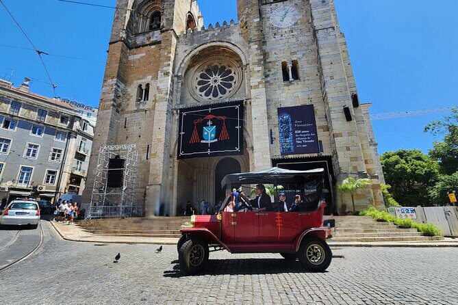 1h Classic Tuk Lisbon: One Hour of History & Charm - Key Points