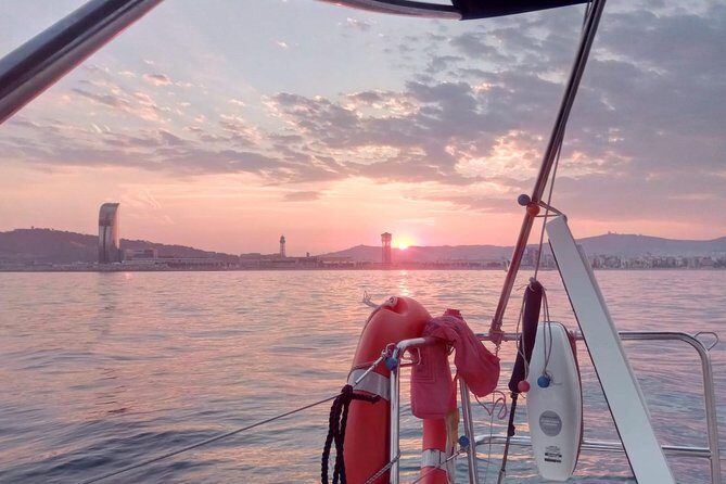1h Refreshing Sailing Tour in Barcelona with Open Bar & Snacks - FAQ