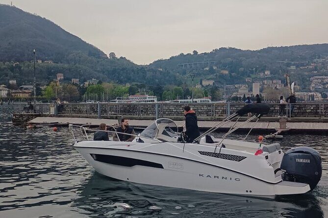 1h shared boat tour - Who Should Consider This Tour?
