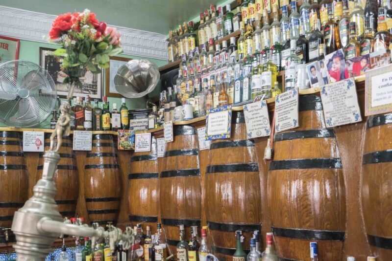 2.5-Hour Evening Tapas Tour through Madrid - Key Points