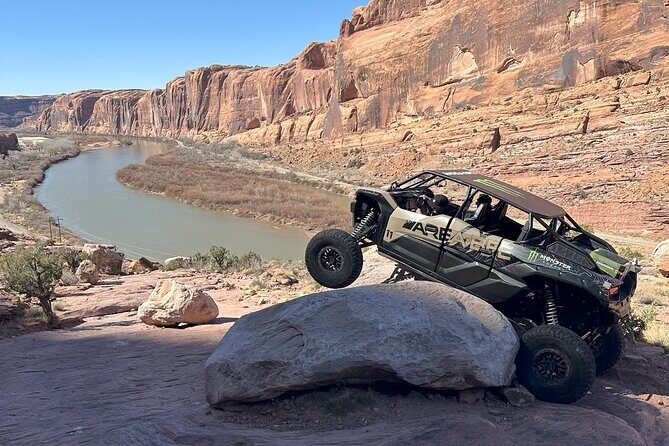 2.5 Hour Moab Hell's Revenge You Drive Off Road UTV Tour - The Guides: Knowledgeable and Friendly