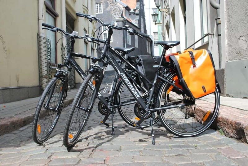 2.5-Hour Riga Cruiser Bike Tour - Key Points