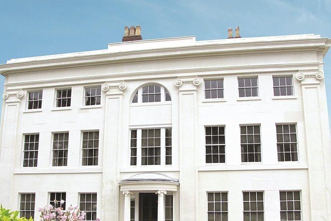 2.5-Hours Walking Tour of Birmingham into Black Heritage Madiba - The Value of the Black Heritage Walk