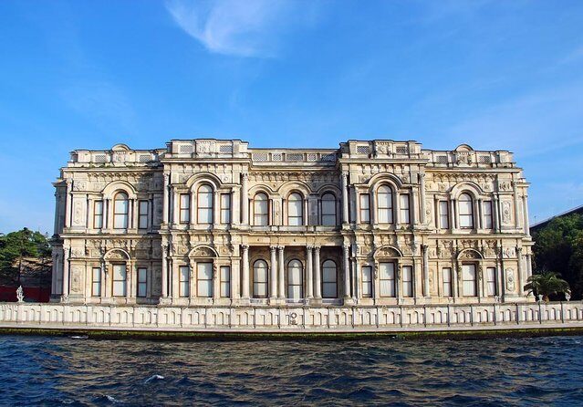 2 Continents Tour incl. Beylerbeyi Palace [full-day] - Key Points