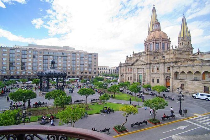 2-Day Guadalajara, Tequila, and Tlaquepaque from Puerto Vallarta - FAQ