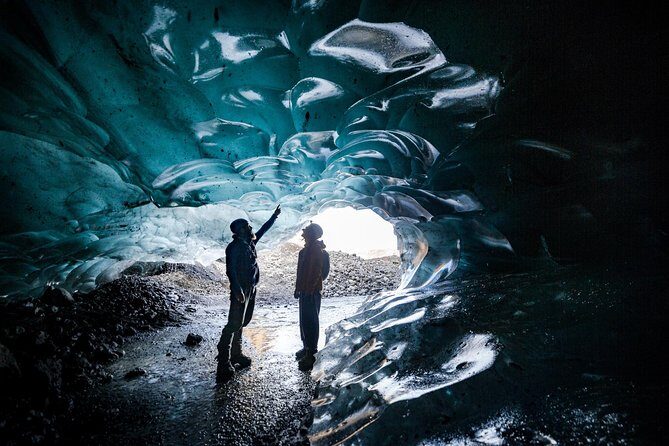 2-Day Ice Cave, Jokulsarlon and South Coast Sightseeing from Reykjavik - Exploring the Itinerary: What to Expect Day by Day