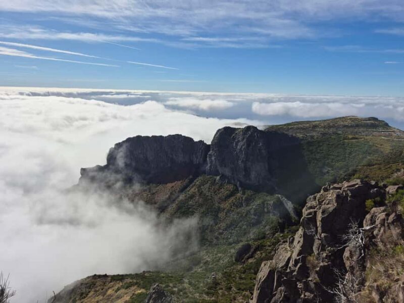 2-Day Madeira Tour: East & West with Local Guide & Tastings - Key Points