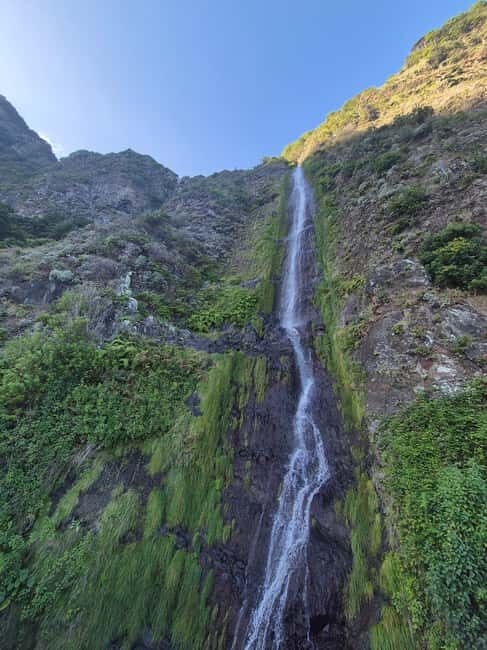 2-Day Madeira Tour: East & West with Local Guide & Tastings - Discover Madeira’s West: From Cliff-top Views to Volcanic Pools