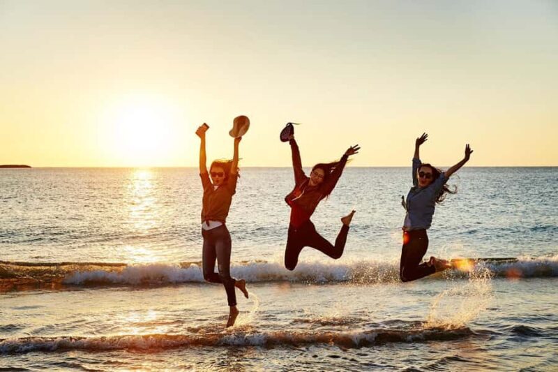 2 Day Pink Lake the Pinnacles & Sand Dunes Coral Coast Tour - What We Loved and Potential Considerations