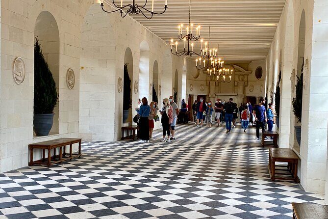 2-day Private Top 6 Loire Castles Live Guided tour from Paris - What Could Be Better?