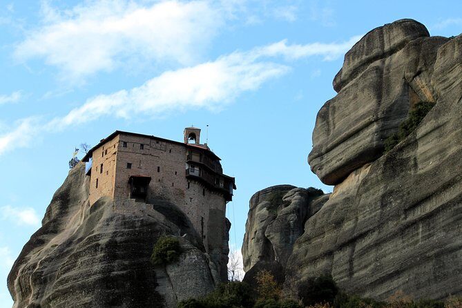 2-Day Private Tour to Delphi & Meteora with Great Lunch included - FAQ