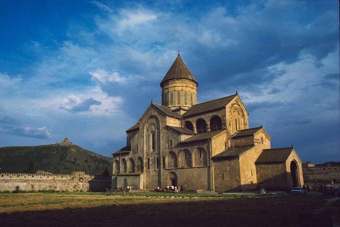 2-Day Private Tour to Kazbegi from Tbilisi - Accommodations and Inclusions