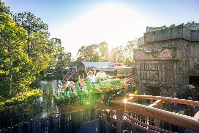 2 Days - Dreamworld WhiteWater World and SkyPoint - Introduction