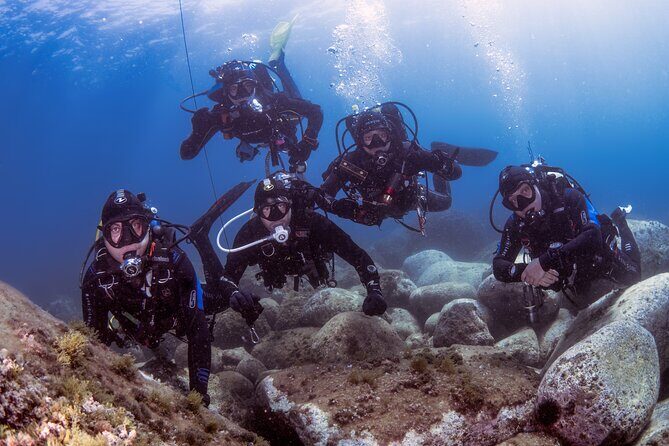 2 Dives from Diving Center (with full equipment) - Key Points