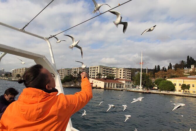 2-Hour Bosphorus Cruise in Istanbul with Guide - An Authentic Look at the Itinerary