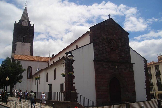 2-Hour Funchal City & Madeira Wine Experience - Who Will Love This Tour?