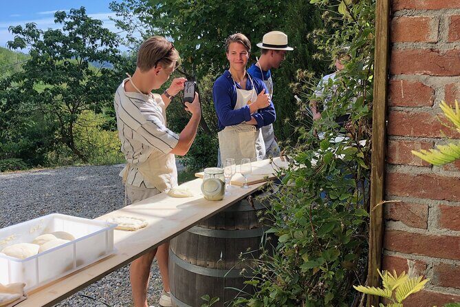 2-Hour Guided Family Pasta or Pizza Cooking Class in Acqui Terme - Frequently Asked Questions