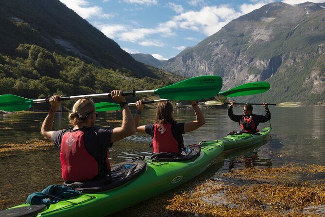 2-Hour Guided Kayak Experience in Geiranger - Key Points